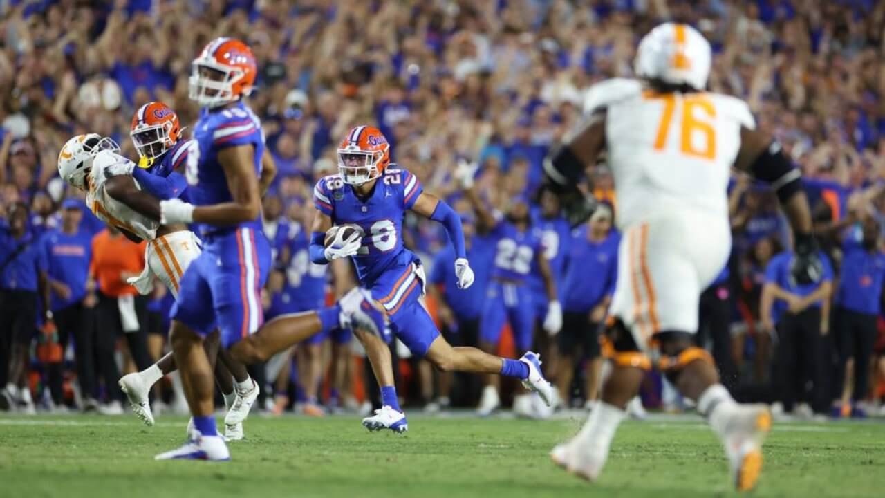 Devin Moore talks first interception and young, deeper defense | Gators ...